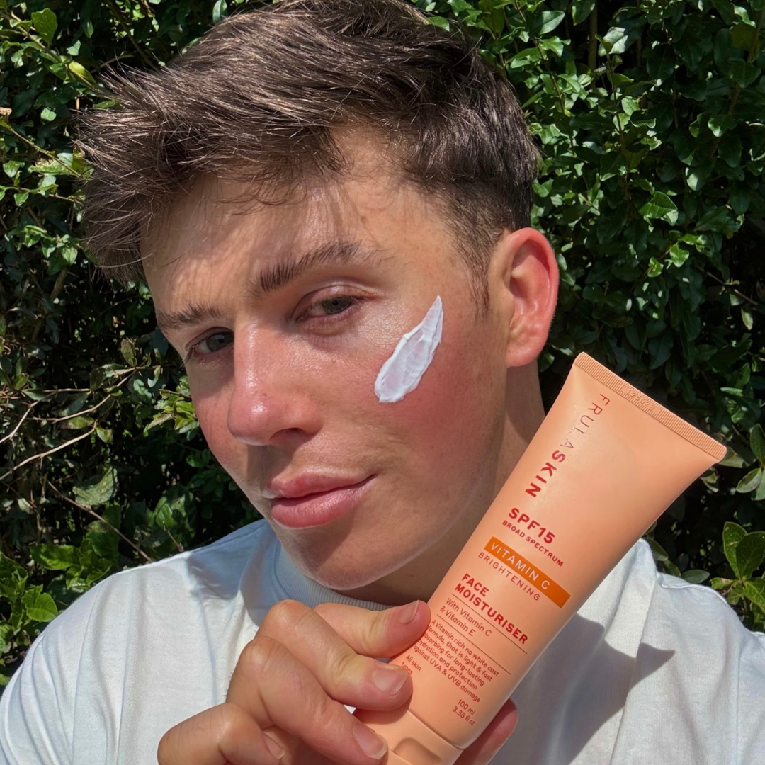 SPF15 Vit C Brightening Face Moisturiser | FRULASKIN – FRULABEAUTY